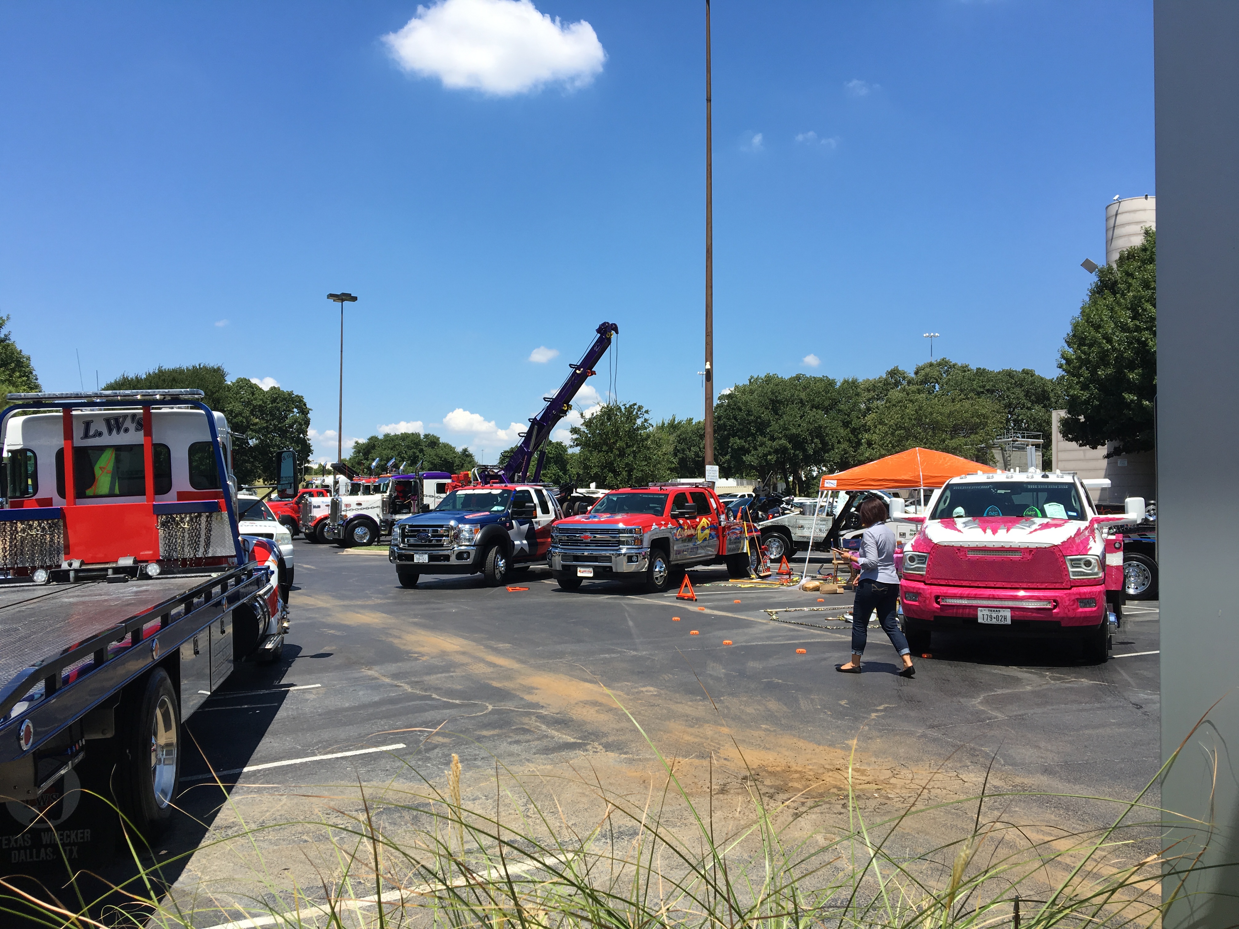 PICTURES: Dallas Tow Show (Tow Expo Int'l) - Tow411